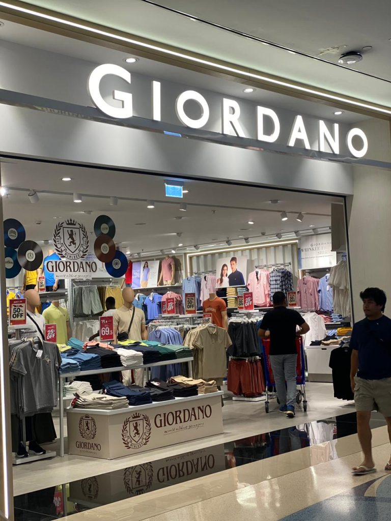 GIORDANO | Pillars Design